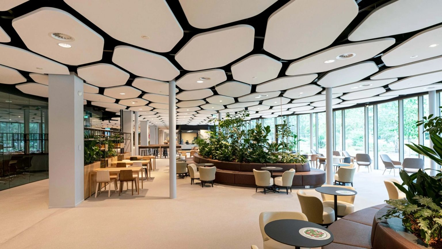 Essential Design Strategies for Large-Scale Events - Arch College of ...